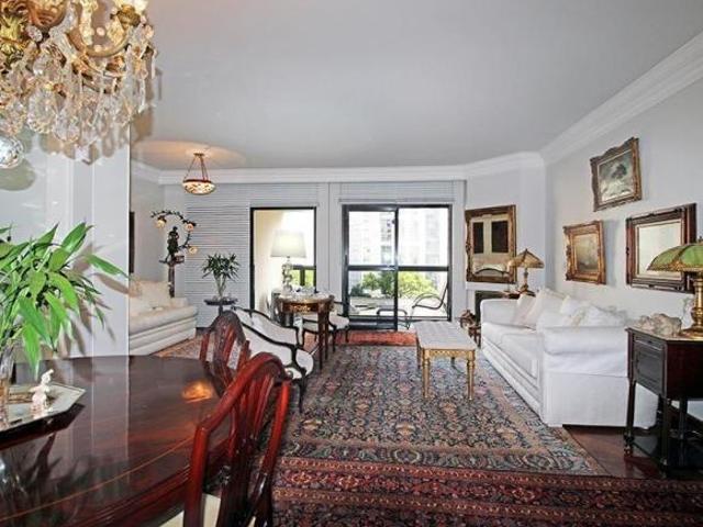 Apartamento 120m², Vila Nova Conceição SP | Venda