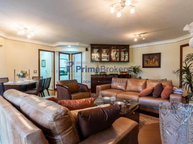 Apartamento, 120m² 3 Dormitórios, 1 Suíte, 2 Vagas, Sacada Moema