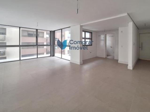 Apartamento 120m² 3 dormitórios 2 vagas Bairro Tristeza