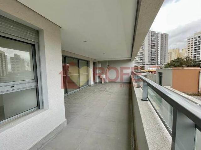 Apartamento 123m² 3 dorm sendo 1 suíte e 2 vagas de garagem determinadas Bairro Saúde