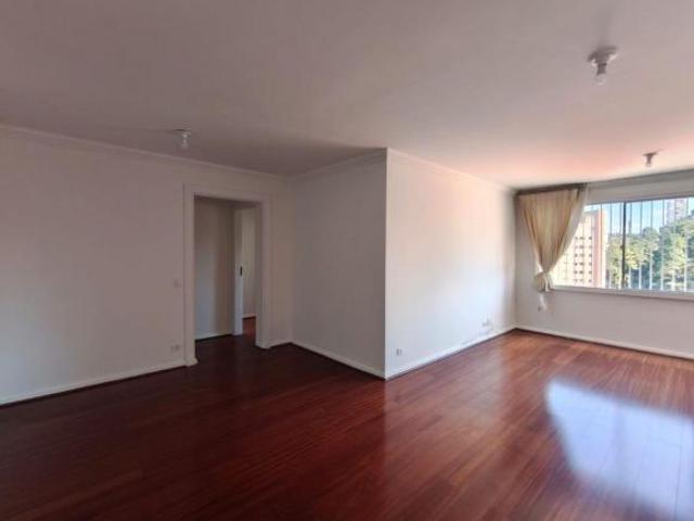 Apartamento 126m² com 2 vagas à venda em Pinheiros!