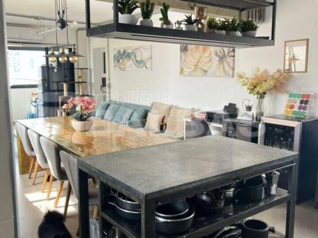 APARTAMENTO 128 m² 3 DORMITÓRIOS 2 SUÍTES, 2 VAGAS EXCELENTE LOCALIZAÇÃO !