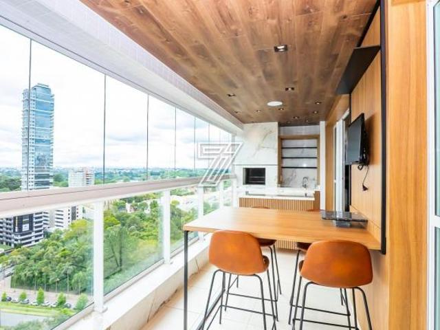 Apartamento 128m² no Ecoville, andar alto, face No