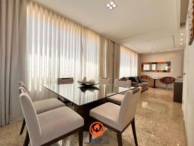 Apartamento 128m² / 3 Quartos / 2 Salas / 2 vagas / Varanda / Bairro Castelo BH