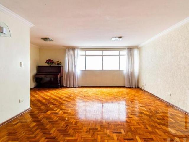 Apartamento 131 m2 3 súites 1 vaga