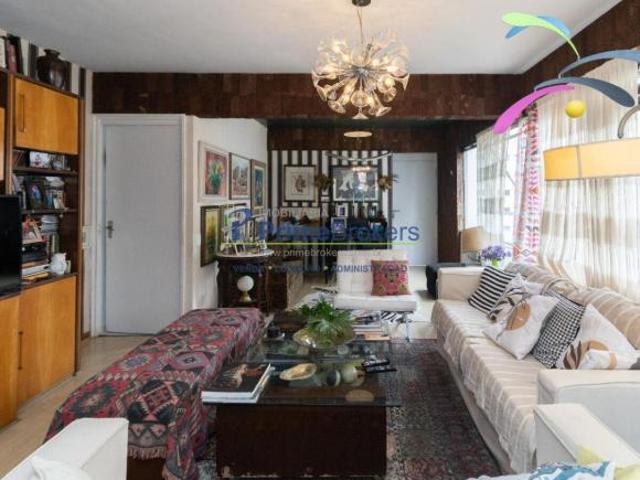 Apartamento 132m2,3 quartos, 1 suite,1 vaga