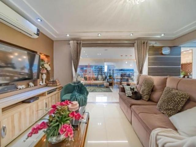Apartamento 137m² com 3 suítes à venda no Anália Franco