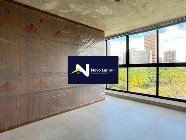 Apartamento 143m², 4 quartos, 2 suítes, 3 vagas à venda em Lourdes