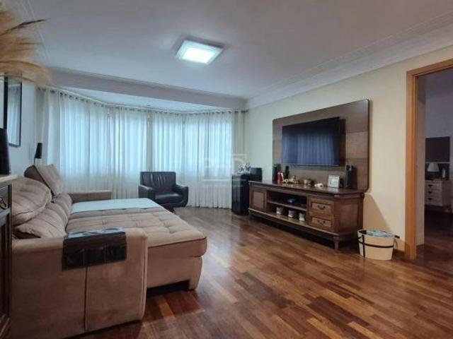 Apartamento 144m² no Jardim em Santo André | 3 Suítes, Varanda e 4 Vagas | Conforto e Exclusividade