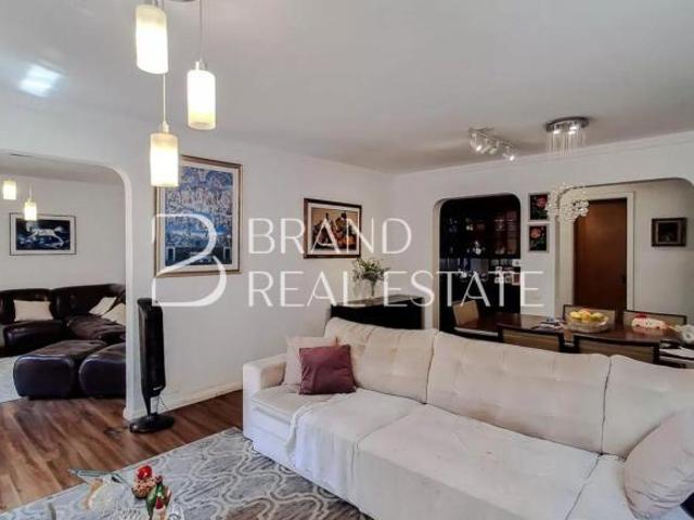 Apartamento 147m² à venda no Paraíso, 3 Quartos, ampla sacada e 2 vagas permanentes