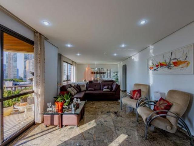 Apartamento 150m² com 4 dormitorios, 3 suites à Venda no Tatuapé