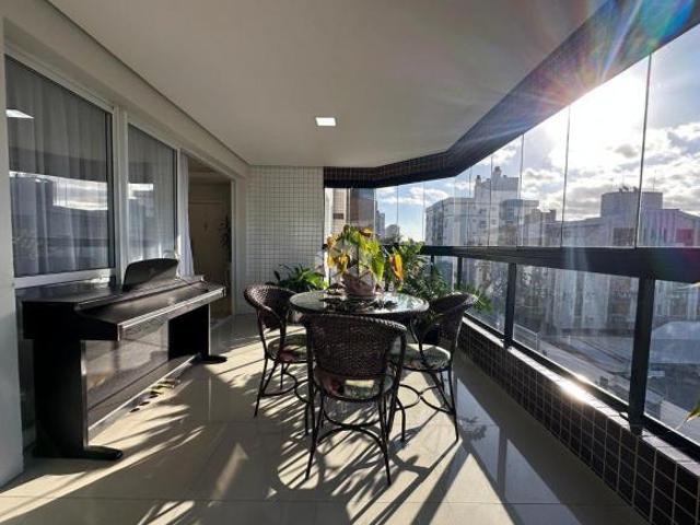Apartamento 152m² no Centro de Canoas | 3 Quartos + Suíte com Banheira + 2 Vagas