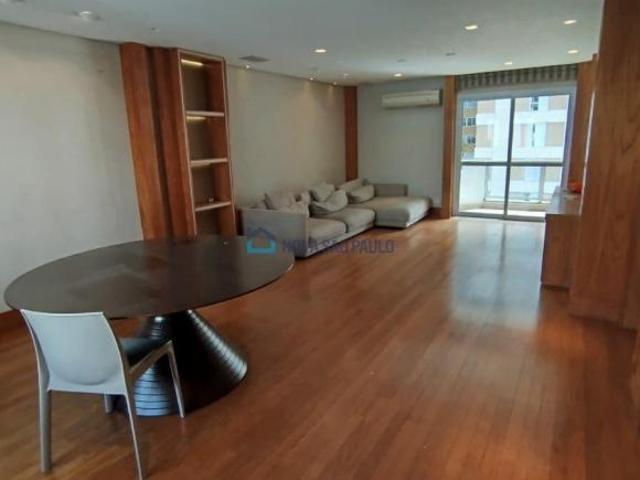 Apartamento 163m² 1 Suíte, 2 vagas Cerqueira César