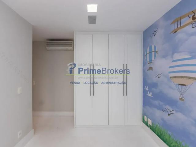 Apartamento, 167m² 3 Dormitórios, 3 Suítes, 3 Vagas, Varanda com Vista Brooklin