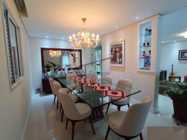 Apartamento, 173 mts2 a venda 4 dormitórios 3 vgs