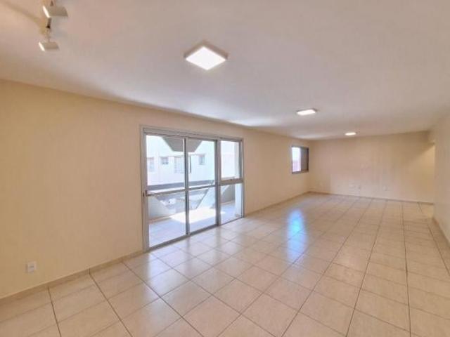 Apartamento 173m² no Edifício Leão XIII — Setor Oeste | 4 Quartos, 1 Suíte