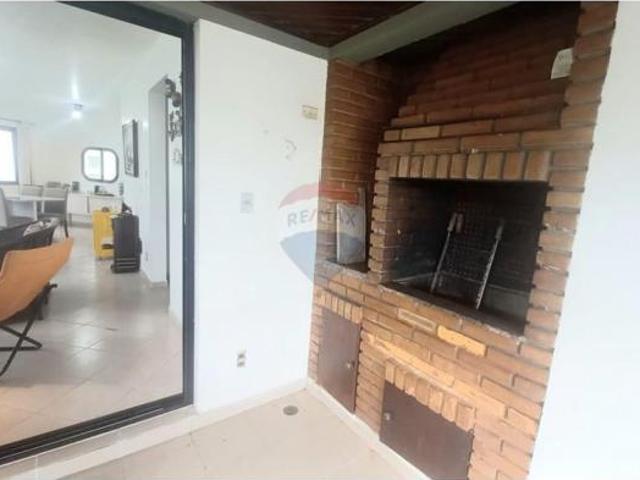Apartamento 180 m2, 4 dorm, varanda gourmet, por 650 mil, Jardim das Astúrias Guarujá SP