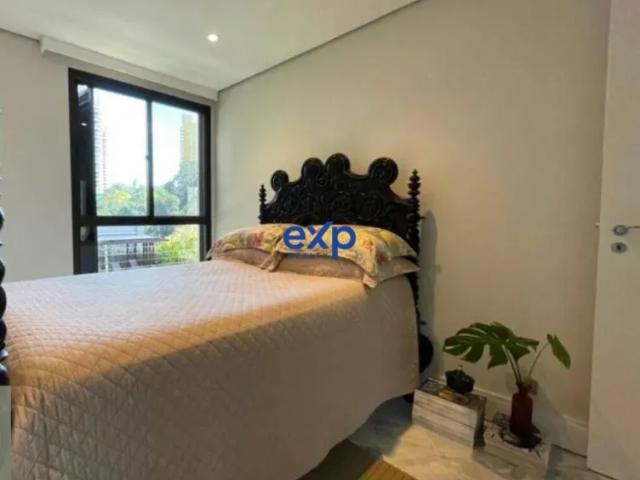 Apartamento 180m 3 suites a venda em Morumbi