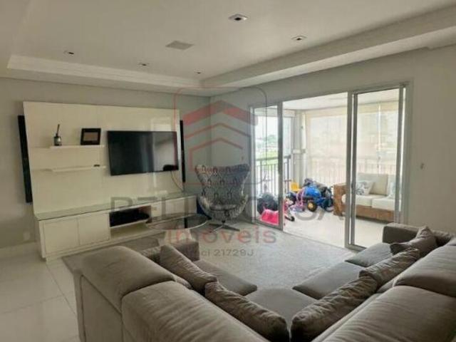 Apartamento 180m² 4 Dormitórios 3 Vagas fixas próximo ao metrô Belém