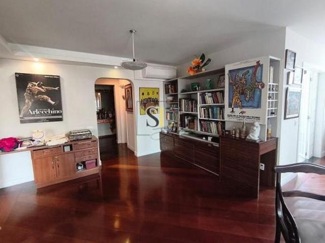 Apartamento 184m² com 3 dormitórios e Ar condicionado