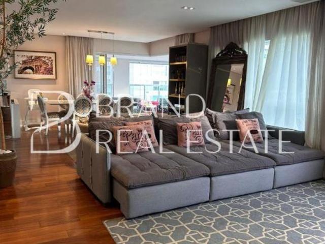 Apartamento 185 m² à venda no Campo Belo 3 suítes, 3 vagas, varanda gourmet