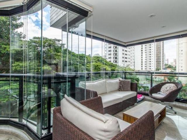 APARTAMENTO 186 M² VILA REGENTE FEIJÓ