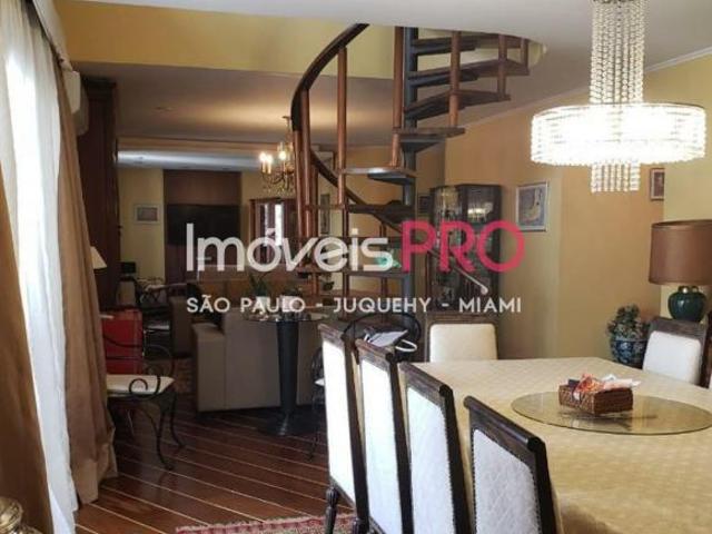 Apartamento 189m² 4 Dormitórios para Venda em Moema