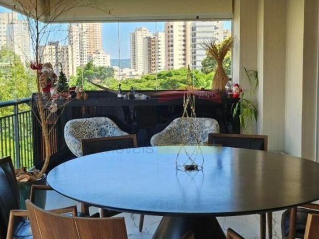 APARTAMENTO 190m² COM 3 SUITES, 3 VAGAS SANTANA