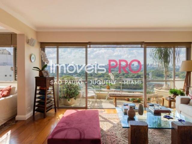 Apartamento 190m 3 dorm 1 suite a venda em Alto de Pinheiros