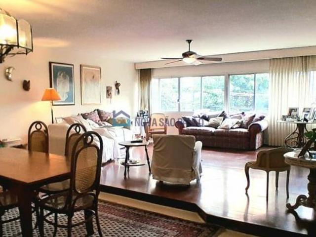 Apartamento 190m, 3 quartos, 1 suite, 2 vagas Itaim Bibi