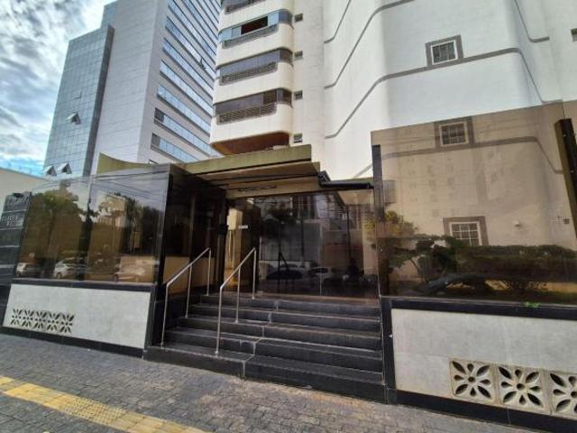 Apartamento 191m² no Condomínio Residencial Caiobá — Setor Oeste | 4 Quartos, 2 Suítes