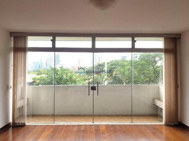 Apartamento 195m, 3 quartos, 1 suíte, 2 vagas Jardim America