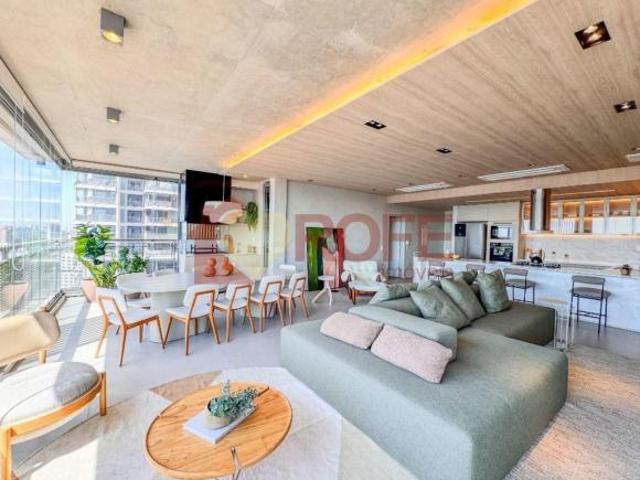 Apartamento 197m² 4 dormitórios 3 suítes 3 vagas de garagem Brooklin Contrapiso