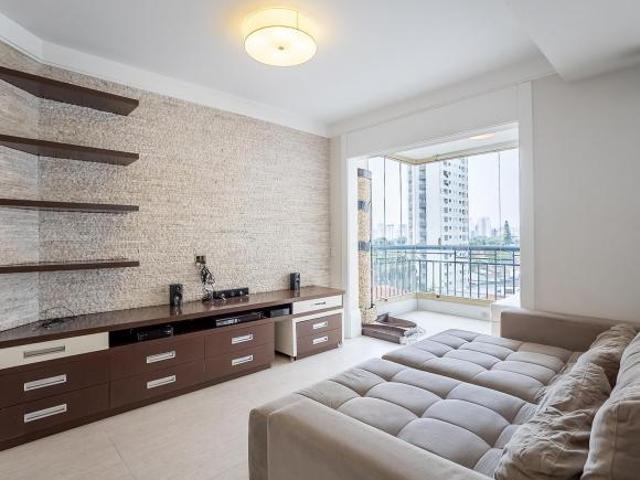 Apartamento 198M², 3Q, 3 Suítes, 3 Banheiros, 3 Vagas, Piscina Coberta, Academia, Quadra, Sauna, Sal