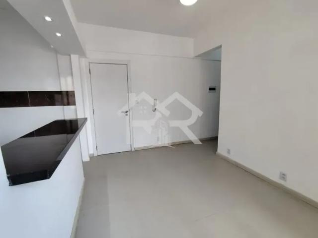 Apartamento 1 Dormitório com garagem para alugar no Centro Histórico de Porto Alegre
