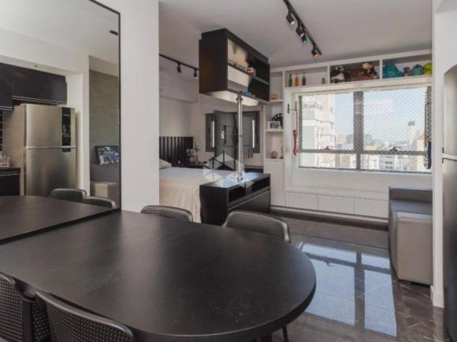Apartamento 1 dormitóri totalmente MOBILIADO, 1 vaga no bairro Chácara das Pedras, Porto Alegre, no