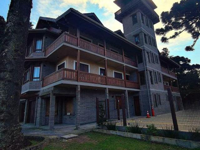 APARTAMENTO À VENDA COM SACADA E CALEFAÇÃO