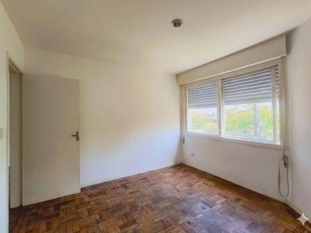 Apartamento 1 Dormitório, 1 vaga de garagem coberta, Bairro Passo Da Areia, Porto Alegre/RS