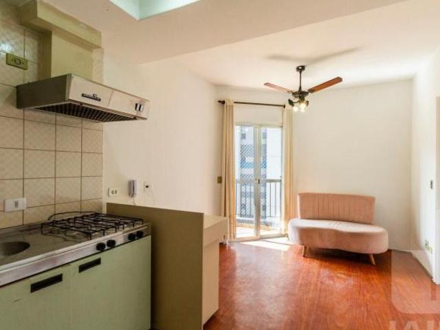 Apartamento 1 dormitório, com lazer, próximo Shopping Frei Caneca
