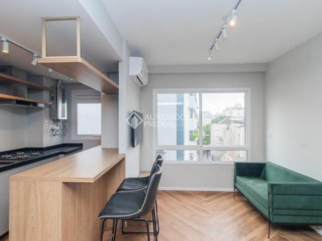Apartamento 1 dormitório com suite, lavabo, bairro Moinhos de Vento
