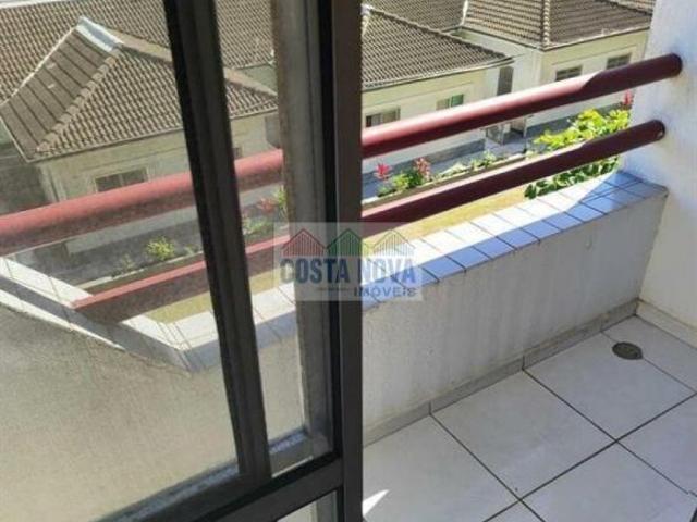Apartamento 1 dormitório com sala integrada à sacada e vista livre