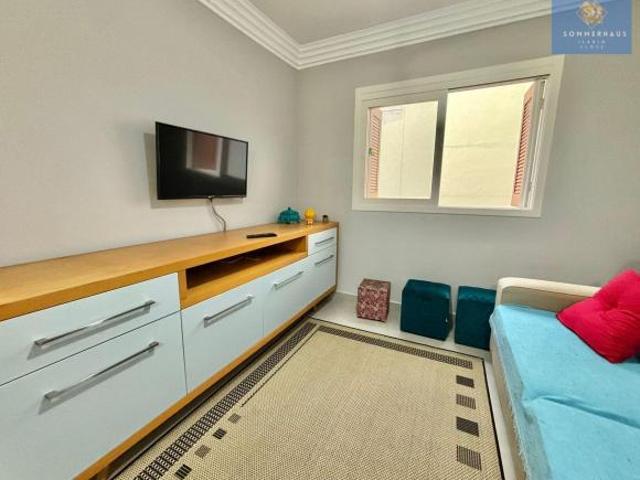 Apartamento 1 dormitório com Terraço no Centro