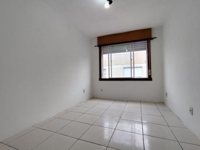 Apartamento 1 dormitório com vaga de garagem