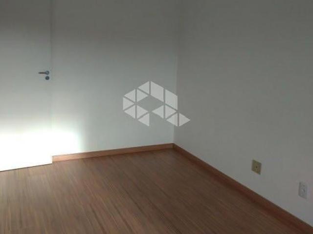 Apartamento 1 dormitório com vaga de garagem para venda no bairro Vila João Pessoa em Porto Alegre