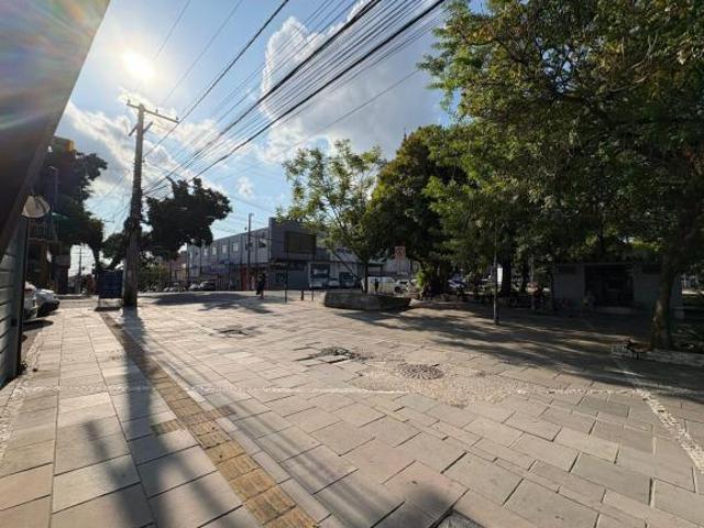 Apartamento 1 dormitório com vaga dupla de garagem coberta no centro de Canoas