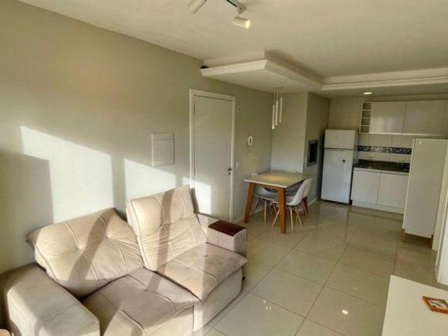 Apartamento 1 Dormitório com Vaga no Petrópolis