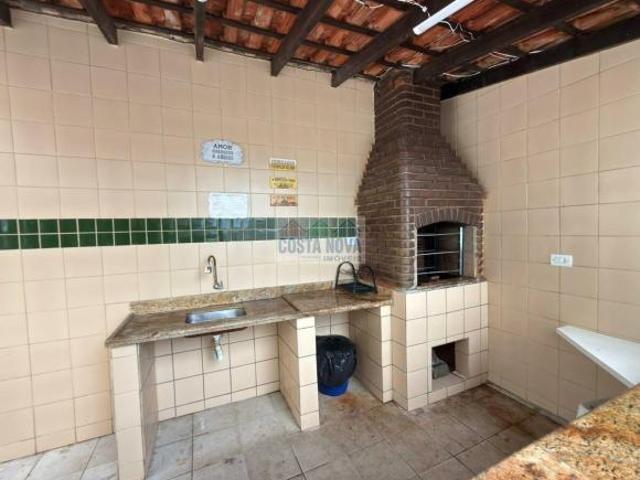 Apartamento 1 dormitório com vista para o mar
