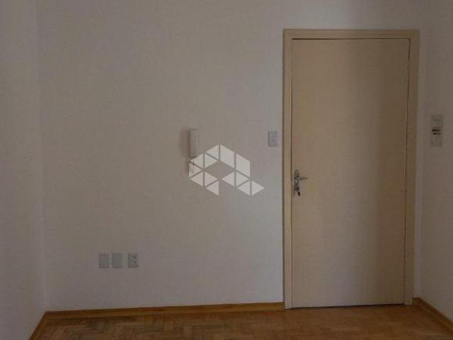 Apartamento 1 dormitório com 38m² no bairro Floresta