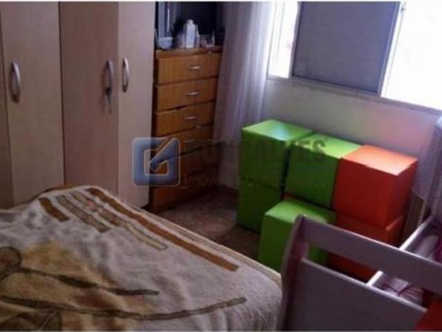 Apartamento 1 Dormitório à Venda em Alves Dias, SBC