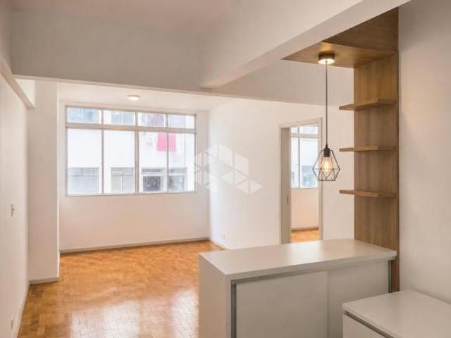 Apartamento 1 dormitório a poucos metros do Hosp Santa Casa